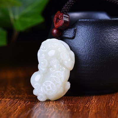 新疆和田玉羊脂玉白玉青白玉三钱貔貅玉吊坠男女士款挂件玉坠玉佩