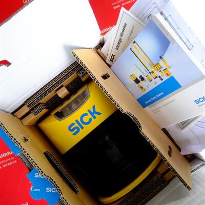 议价Sick S30A-7021EK 西克全新安全激光扫描仪 1071544 EFI