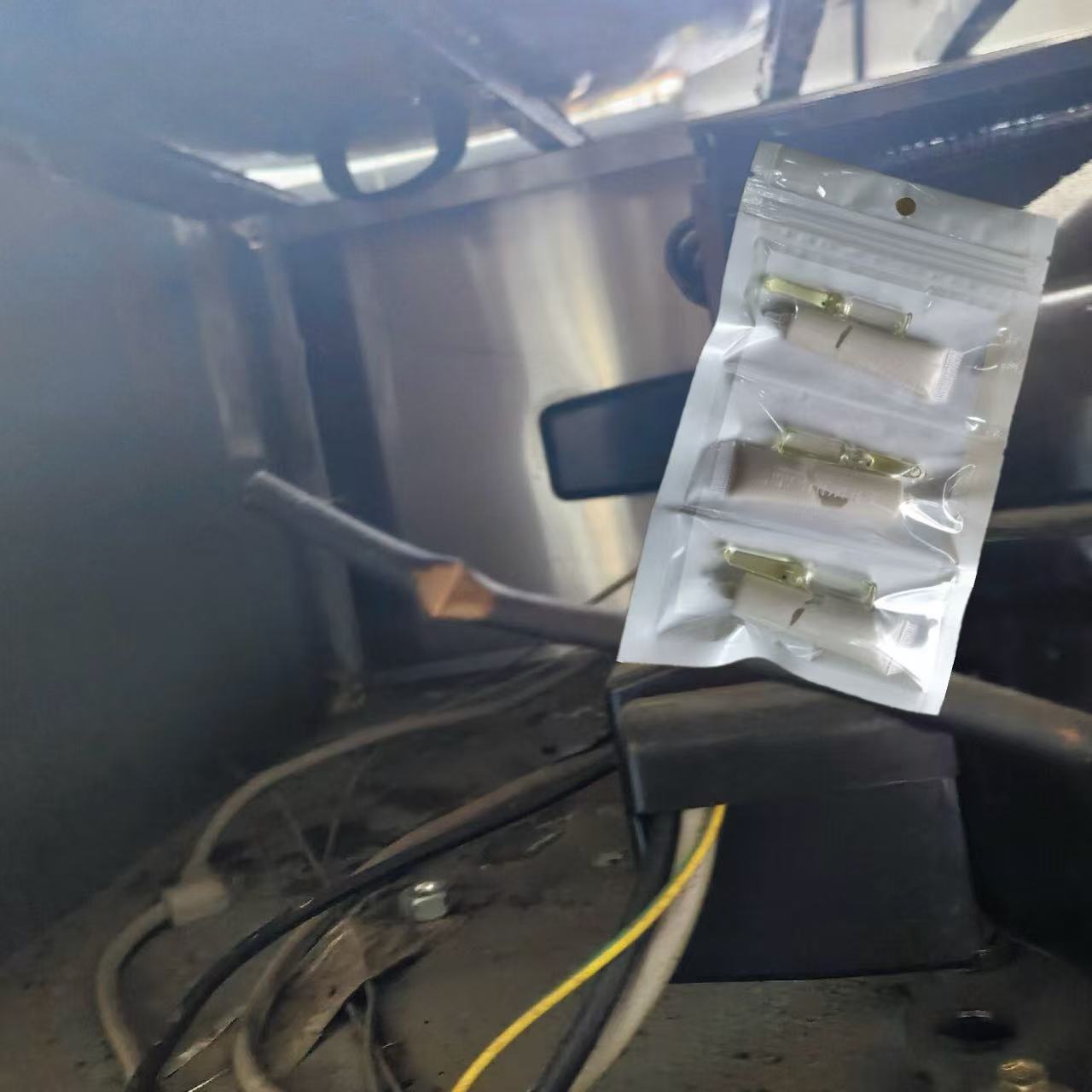 油管漏油高压修补堵漏强力胶铜管专用液压油管接头粘接堵漏补漏胶
