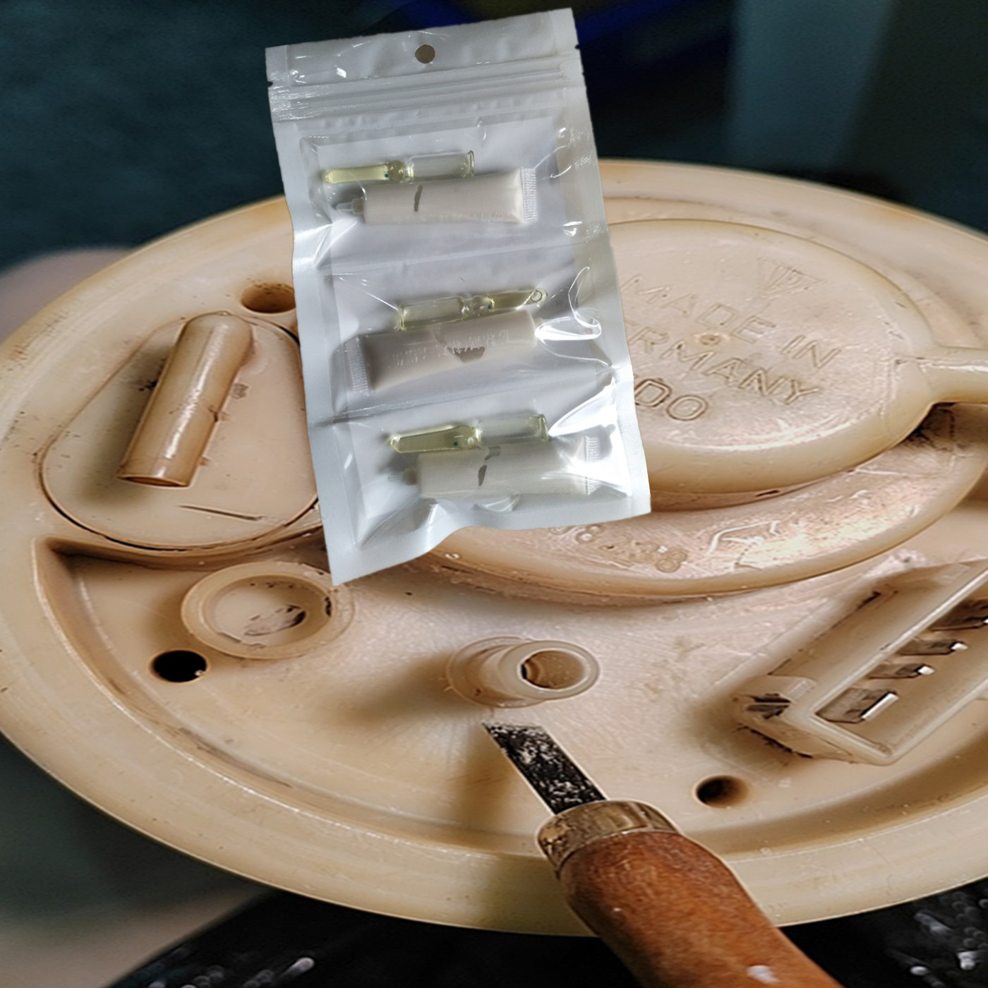 汽修专用修补胶塑料油箱油泵口油管缝隙渗漏耐燃油腐蚀冷焊强力胶