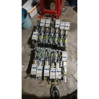 力士乐驱动器 DKC02.3-040-7-FW实物拍摄 议价