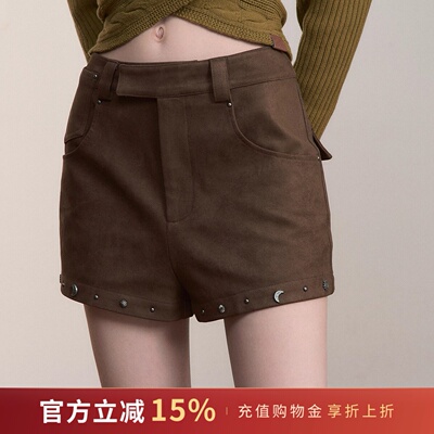 VIAPITTI 25AW 麂皮绒铆钉短裤