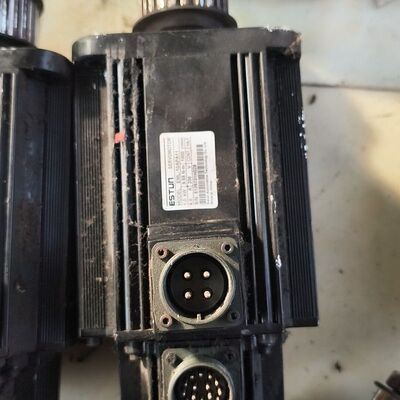 埃斯顿伺服电机 EML-10APA11