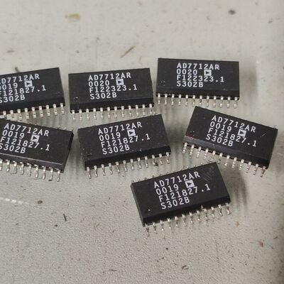 AD7712AR SOP28 现货 现货实图