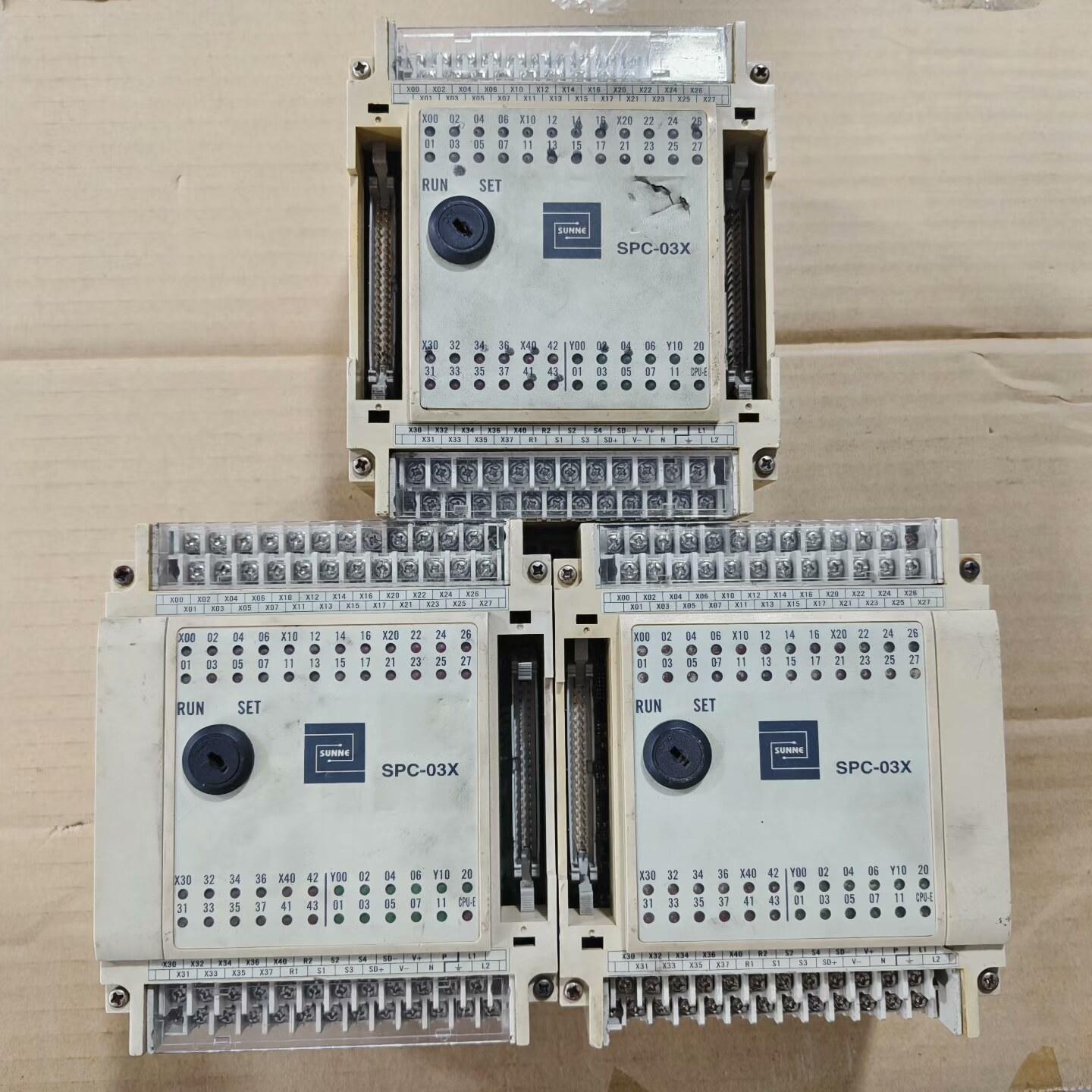 金丰冲床PLC控制器SPC-03X-R 拆机 功能包好