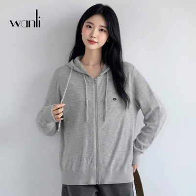 万丽女士连帽拉链针织开衫
