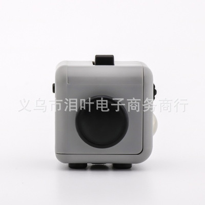 减少焦虑烦躁减压魔方解压骰子魔方块玩具Fidget cube