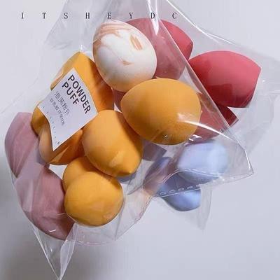 Puff powder to make-up eggs get bigger without powdered flui