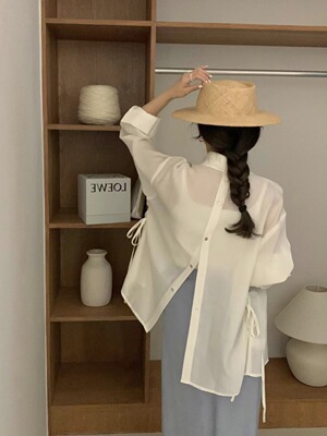 天丝上衣夏季设计感外搭后背开扣