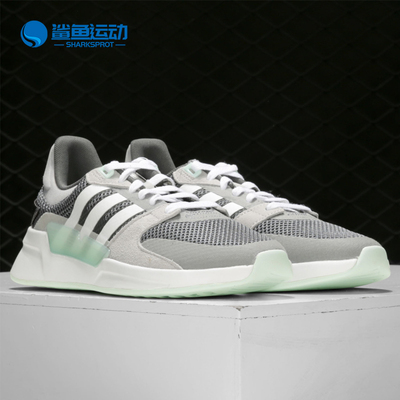 阿迪达斯女子休闲鞋EE9882