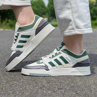 Adidas阿迪达斯运动板鞋