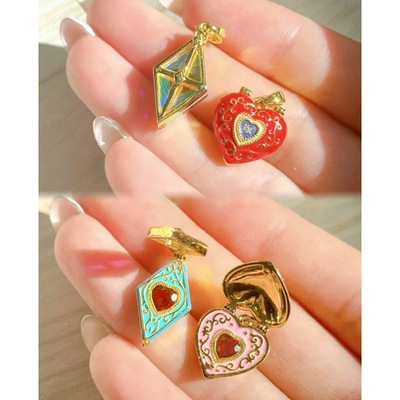 创意新款魔女的考验吊坠桃心巧克力设计感少女心粉嫩可爱精致百搭