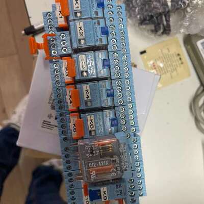 议价宜科继电器C12-A21X C9-A41X 配底座 库存可维修