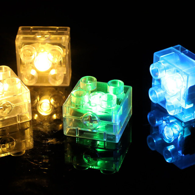 2*2砖大颗粒兼容乐高灯发光积木灯光组件配件灯饰零件led拼装10件_虎窝淘