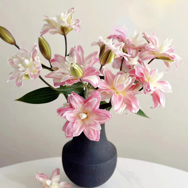 莲花之境百合鲜花云南基地直发水养插花多头重瓣百合花束鲜切花