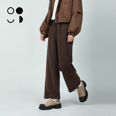 未知未觉2025冬新品松紧腰直筒宽松阔腿运动休闲卫裤女W443K19606