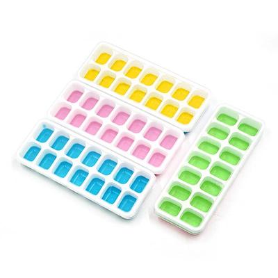 Manufacturer wholesale 14-compartment soft bottom silicone i