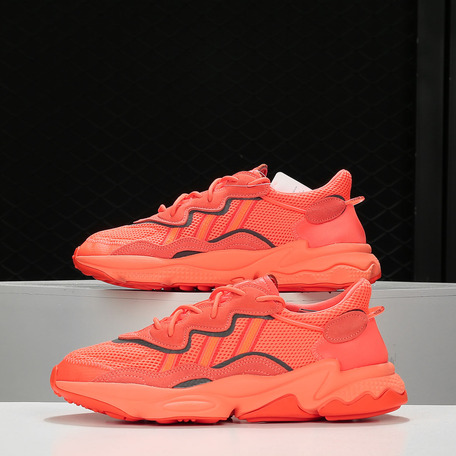 Adidas/阿迪达斯正品 三叶草 OZWEEGO 男子运动经典休闲鞋EE6465