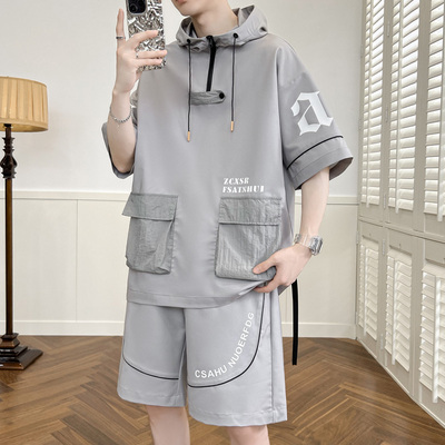 潮牌休闲运动工装套装男士夏季薄款连帽短袖t恤短裤搭配帅气一套