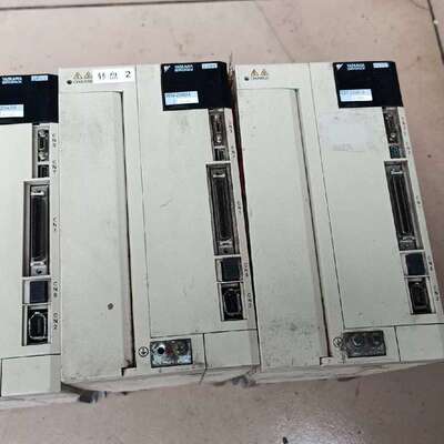 议价SGDV-200A01A2000伺服驱动器 5系3k