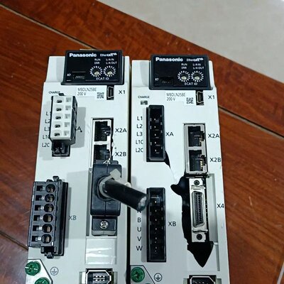 议价MBDLN25BE伺服马达驱动器两个 成色如图（面盖