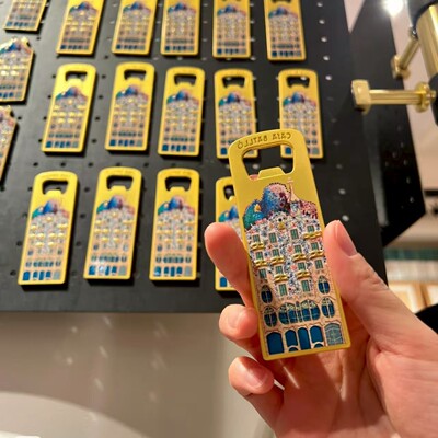 西班牙巴塞罗那金属冰箱贴开瓶器