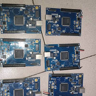 可维修XC95144XL TQG144 十LPC2132FB议价