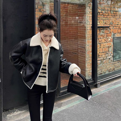 张贝贝ibell秋冬复古羊羔毛翻领皮毛一体外套女新款宽松翻领上衣