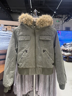 OM one moment国内正品代购短款薄棉外套不支持退换