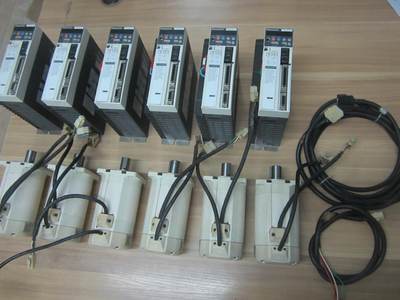 松下伺服驱动器一套  MSDA083A1A 加 MSMA082A1E 750W 0.75KW带线