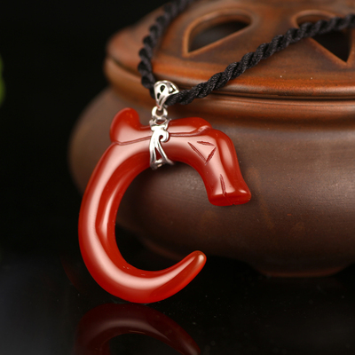 POETRY MAJESTIC/诗美琪 中国红玛瑙925银男士龙本命年项链