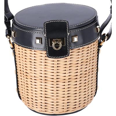 FerragamoGancini抽绳水桶包Wicker铆钉真皮小袋