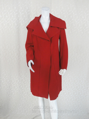 全羊毛甜美风红色大翻领外套