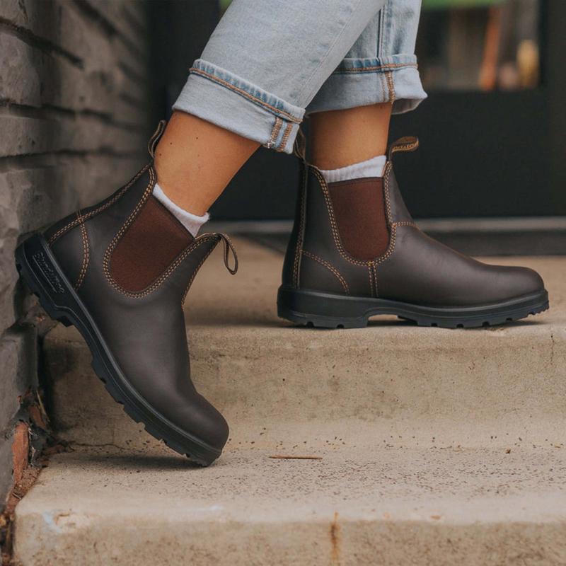 代购Blundstone 550女士切尔西靴耐磨防滑中帮圆头轻质胡桃棕色