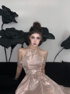 礼服千金感复古露背短裙