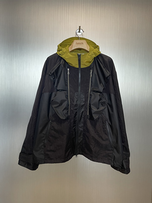 Undermycar解构冲锋衣