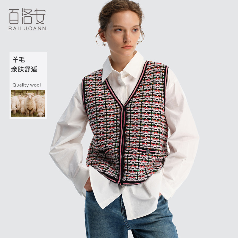 百洛安别致V领叠搭羊毛针织背心女秋新单排暗扣金线花纱毛衣马甲