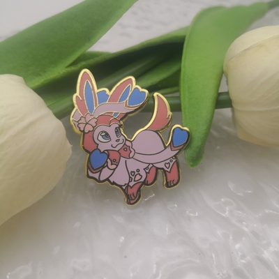 神奇宝贝仙子伊布宠物小精灵Sylveon金属徽章