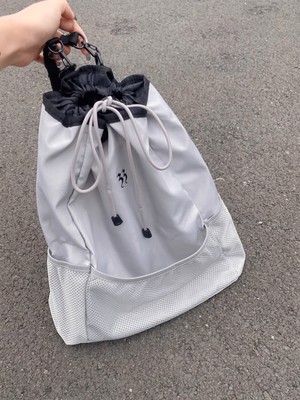 运动休闲双肩包原创设计