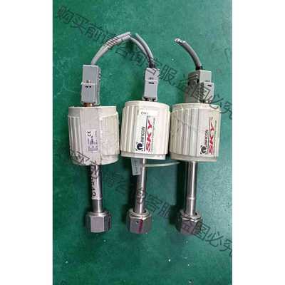 功能正常议价 莱宝CT090真空计，200一个，运费到付