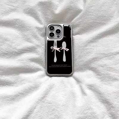 ins风复古蝴蝶结餐具滴胶手机壳适用苹果iPhone17promax手机壳软边16防摔15原创小米141312/11华为mate60P780