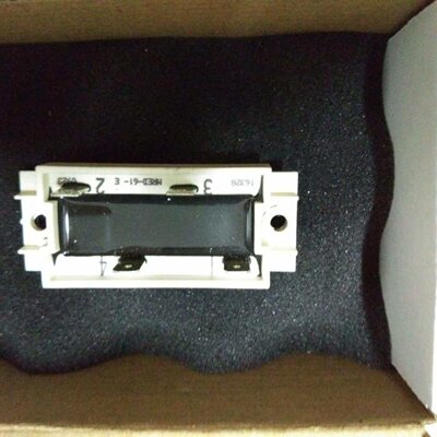 议价ABB变频器ACS800变频器NRED-61 分压模块分压电阻 全新原装