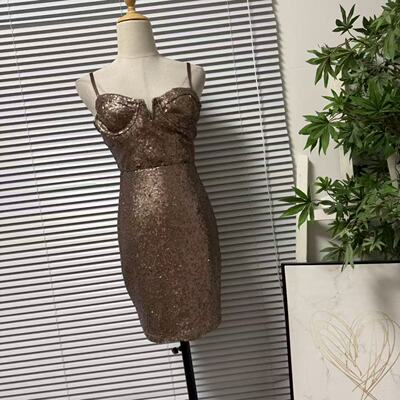 0424-10法系复古亮片吊带连衣裙女修身包臀裙性感气质显瘦裙子