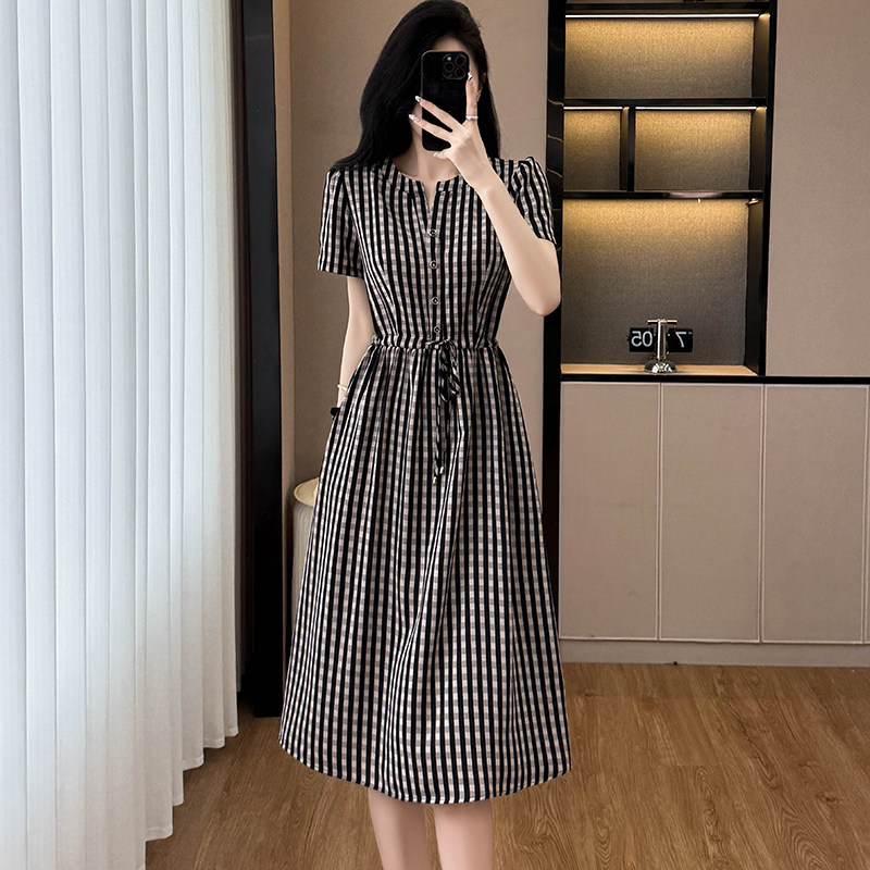 格子休闲收腰显瘦大码女装胖mm中长款夏季新款短袖连衣裙子妈妈装
