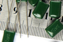 涤纶电容 2J103J 脚距5MM 630V 0.01UF 10NF 35元/1000个