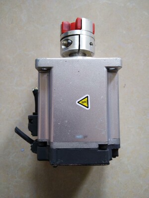 现货A6伺服电机MHMF082L1U2M 剪线