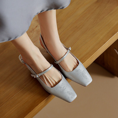 玛丽珍鞋春秋单鞋女国风复古全皮真皮方头粗跟后空时装凉鞋QQJ