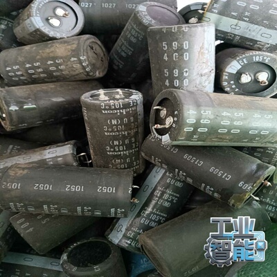 询价590UF400V尼吉康尺寸20/50