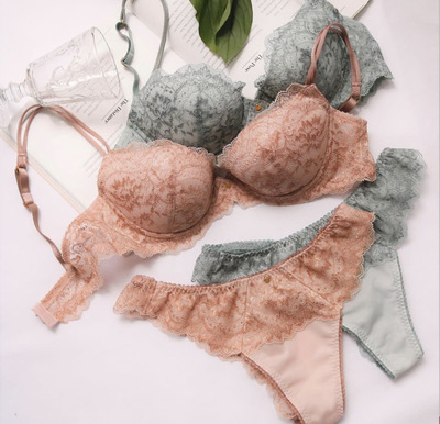 日本华歌尔AMPHI有钢托调整文胸