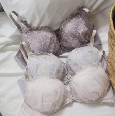 日本华歌尔AMPHI无钢托文胸